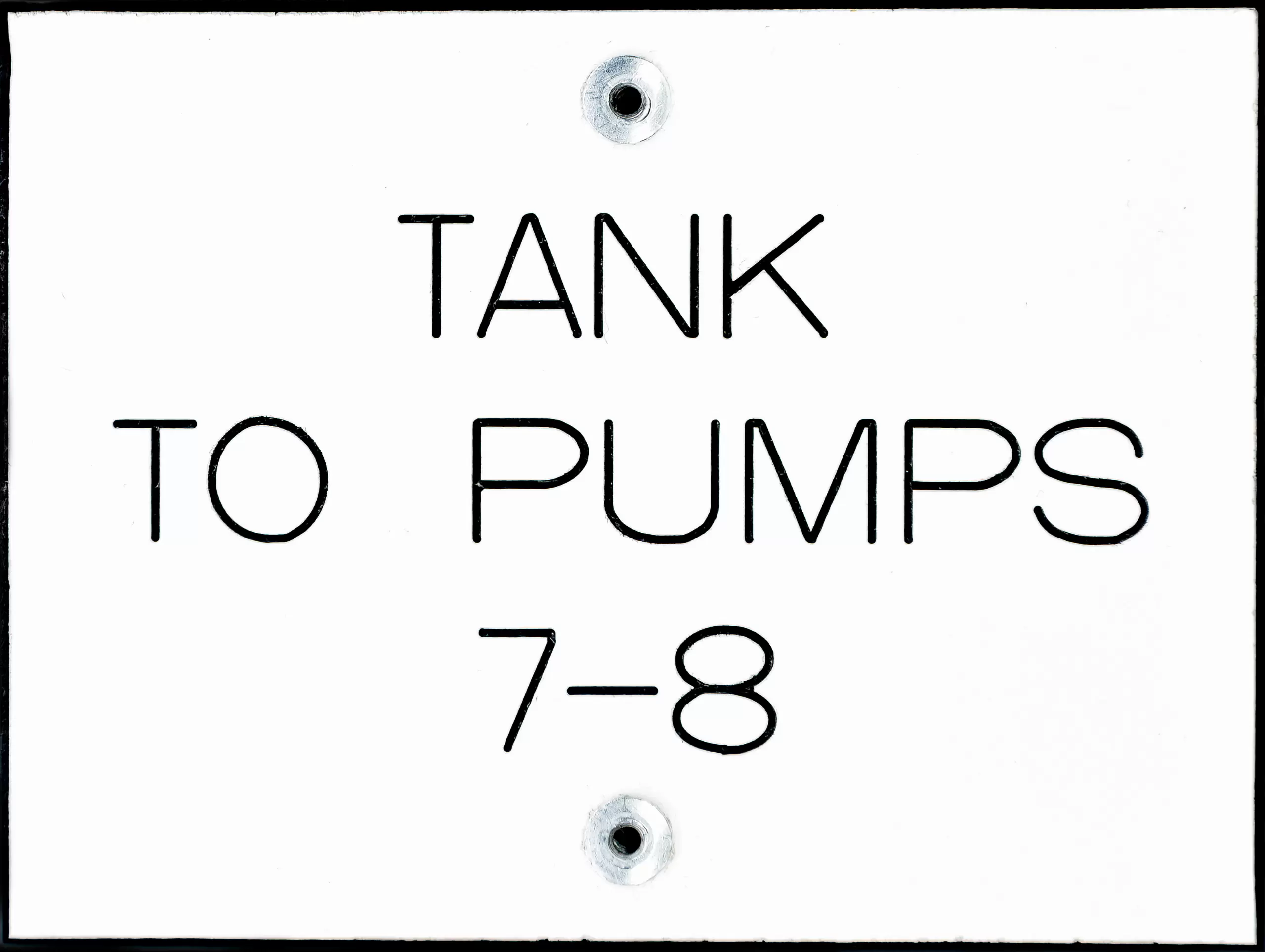 Tank to pump label